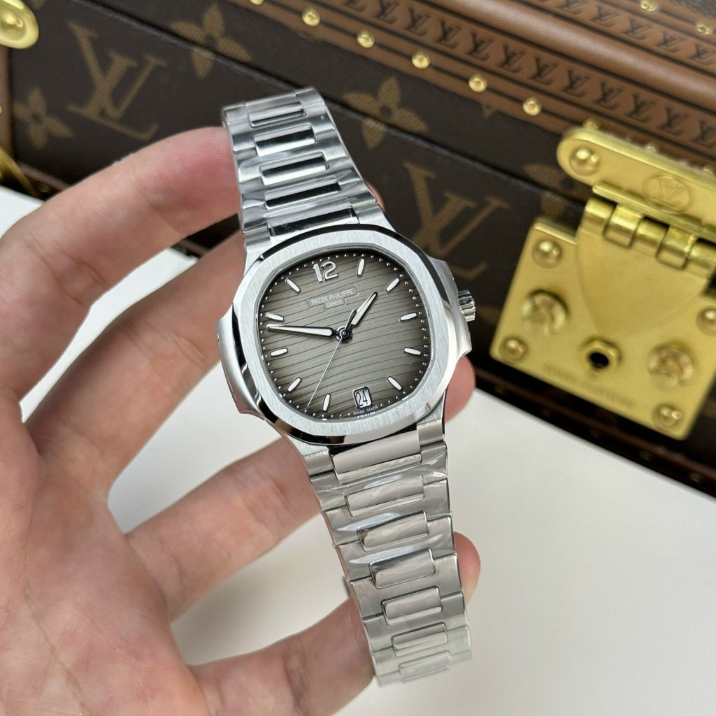 Đồng Hồ Patek Philippe Super Fake Nautilus 5726 Moonphase 40.5mm ...